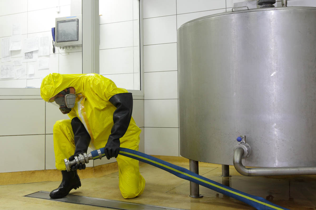 Master Lee Energy Services, Your Field Services Partner 1-800-662-4493